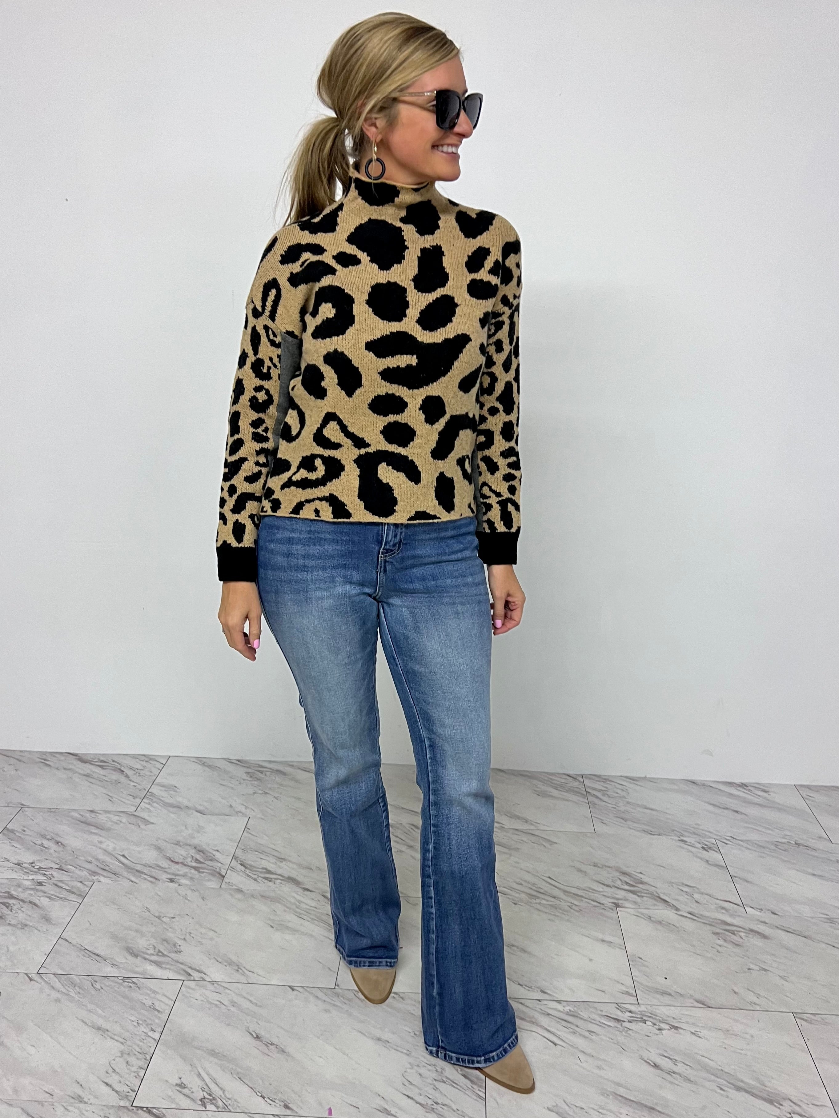 Hunter Medium Wash Flare Denim – shop chartreuse